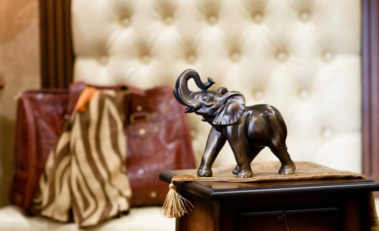 How to Clean Bronze Statuettes - 5 Cleaning Tricks that Work